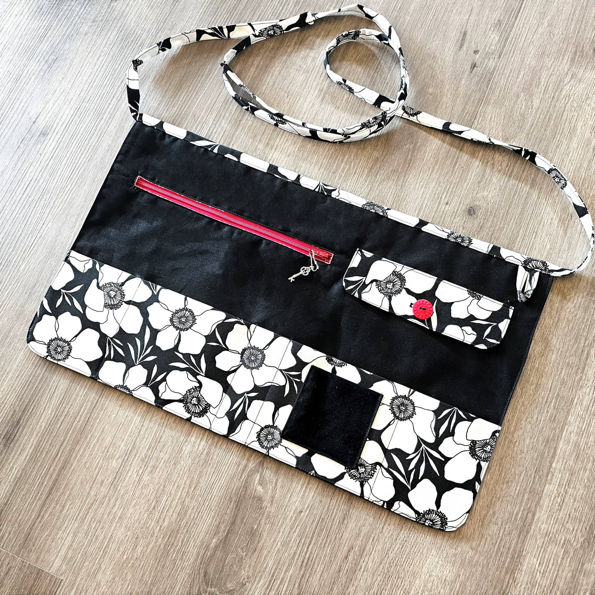 Utility Apron Sewing Pattern - ready to ship – North Shore Quilting